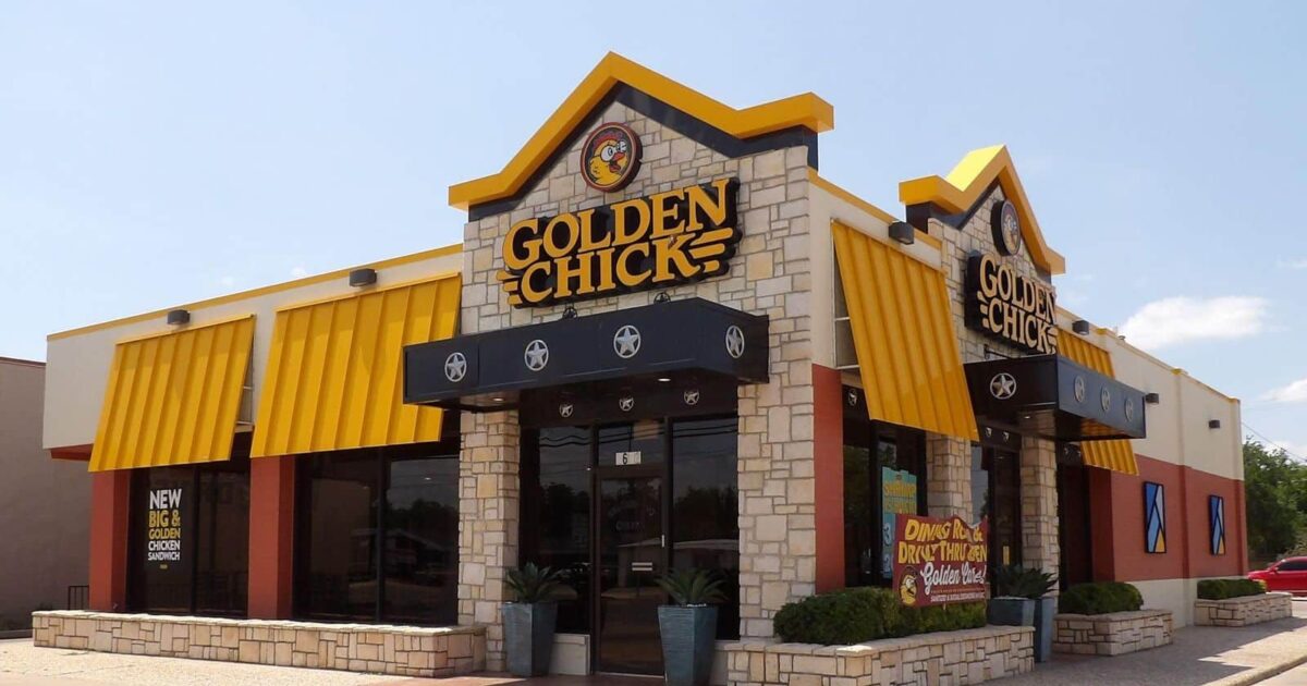 Golden Chick Franchise Costs $821K – $1.9M (+ 2024 Profits)