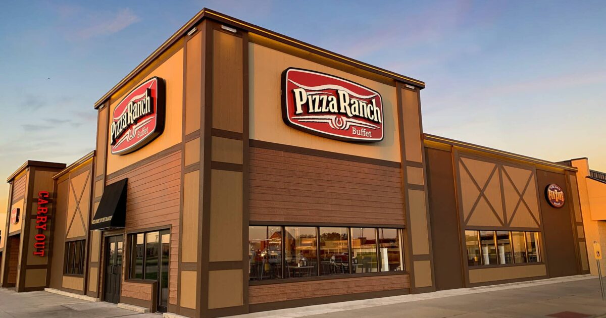 Pizza Ranch Franchise Costs $985K – $4.0M (2024 Fees & Profits)