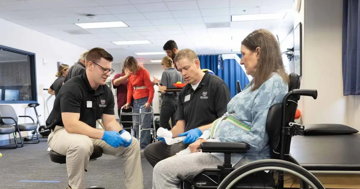 How to Prepare a SWOT for Physical Therapy Clinic - SharpSheets